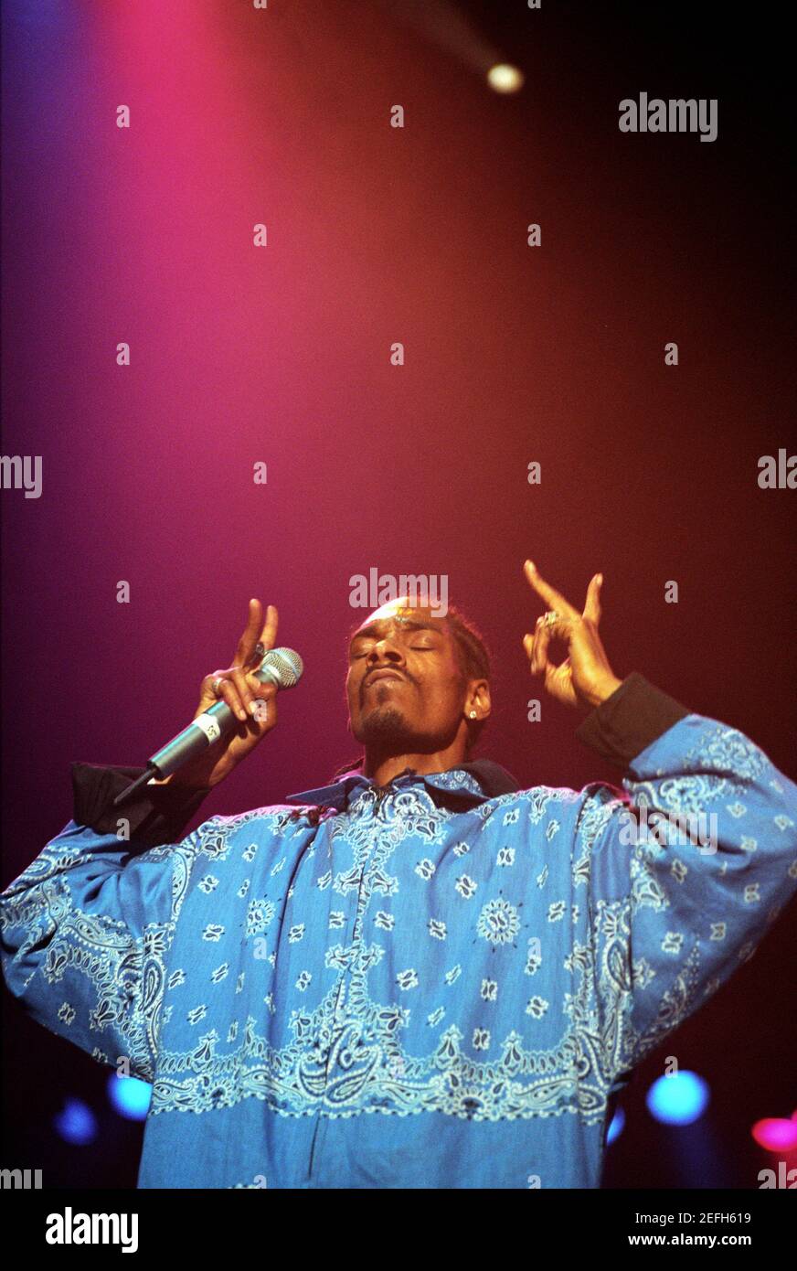 Snoop dogg 1996 hi-res stock photography and images - Alamy