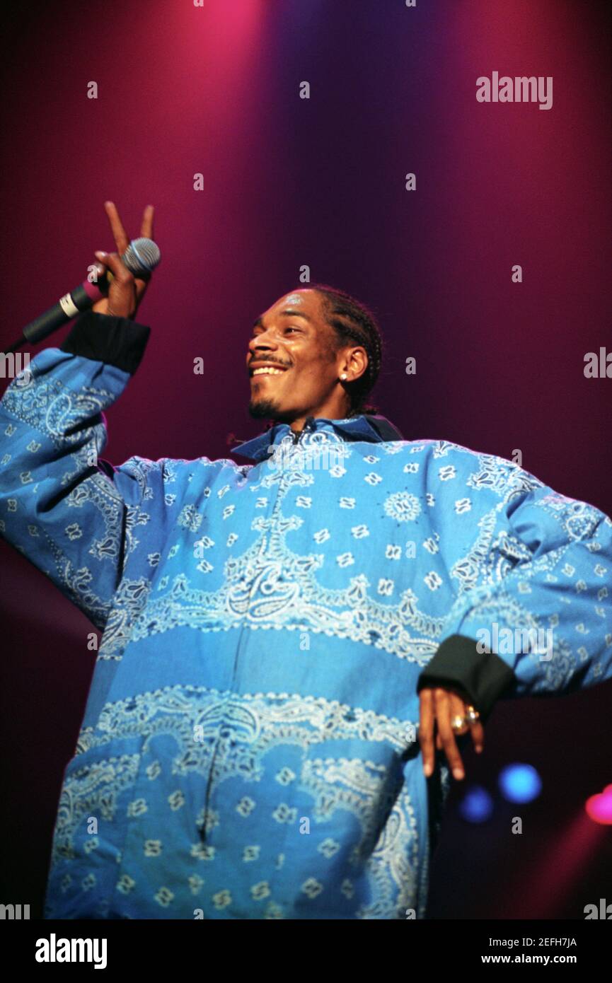 Snoop dogg 1996 hi-res stock photography and images - Alamy