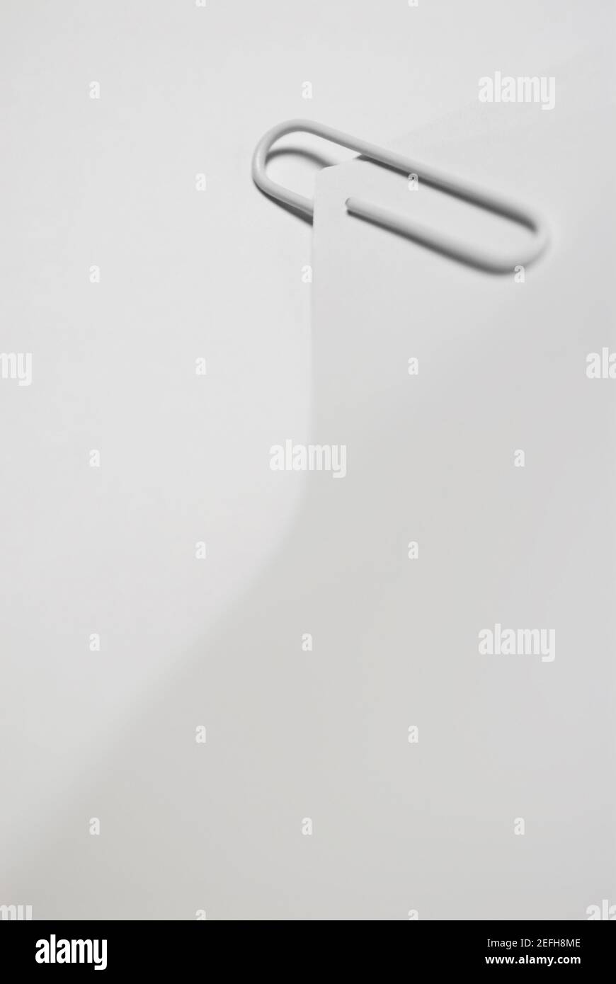 Close up of a paper clip hi-res stock photography and images - Alamy