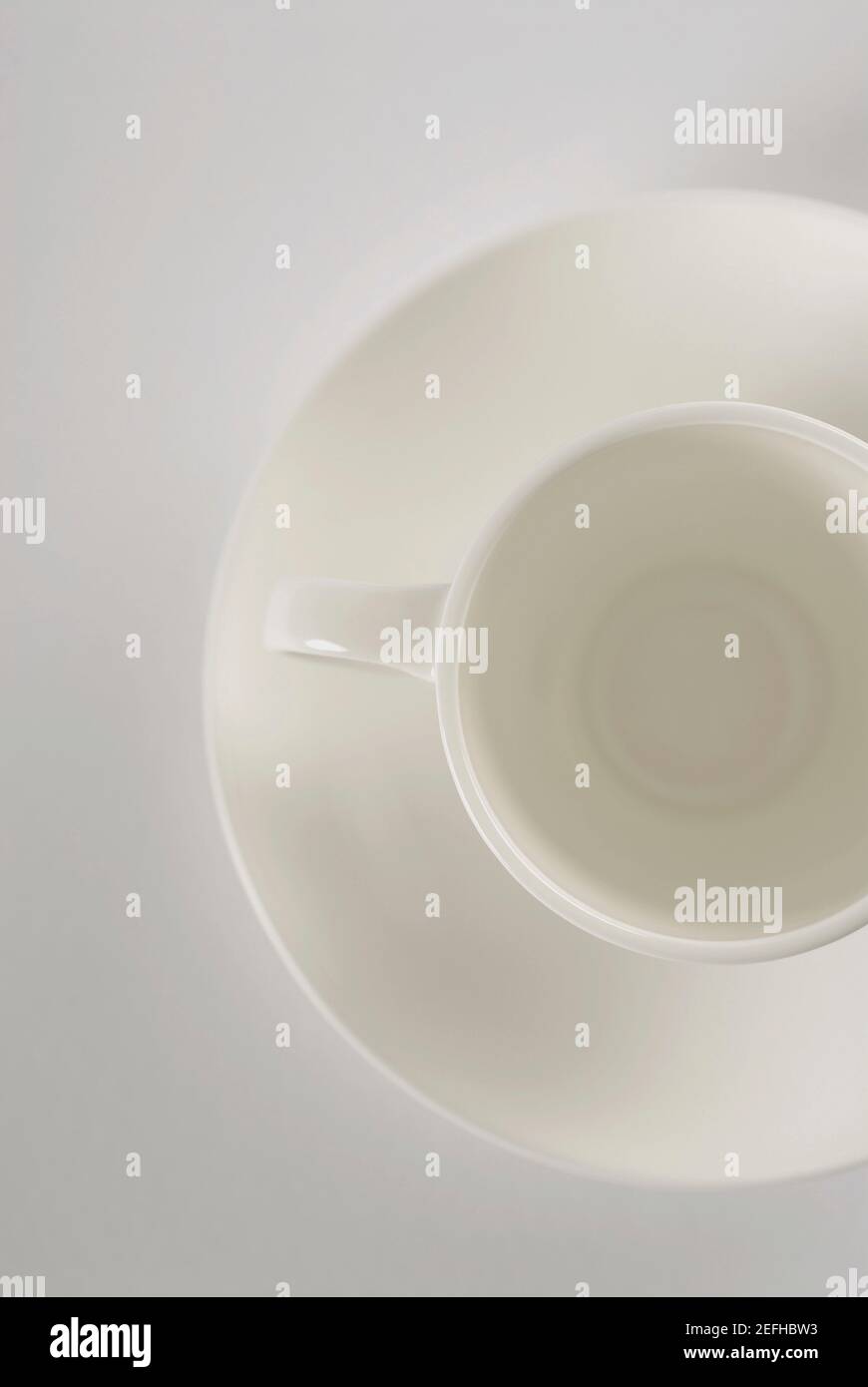 Empty tea cup from above hi-res stock photography and images - Alamy