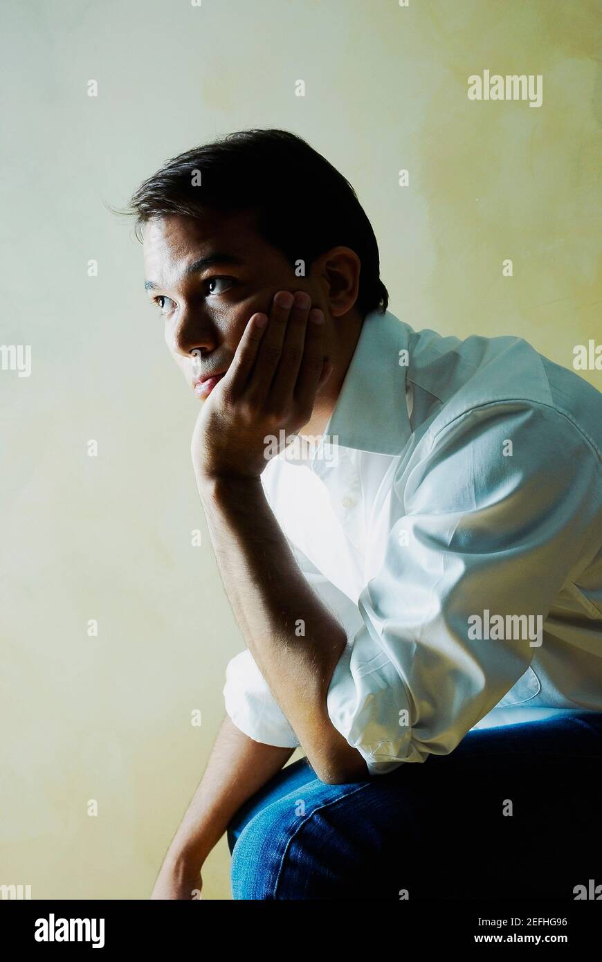Male profile hand chin hi-res stock photography and images - Alamy