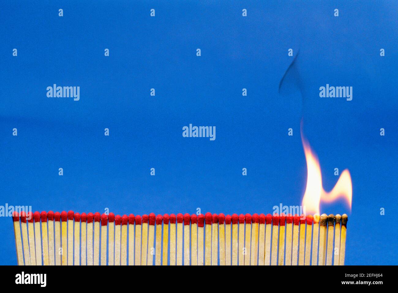Row matchsticks burning hi-res stock photography and images - Alamy