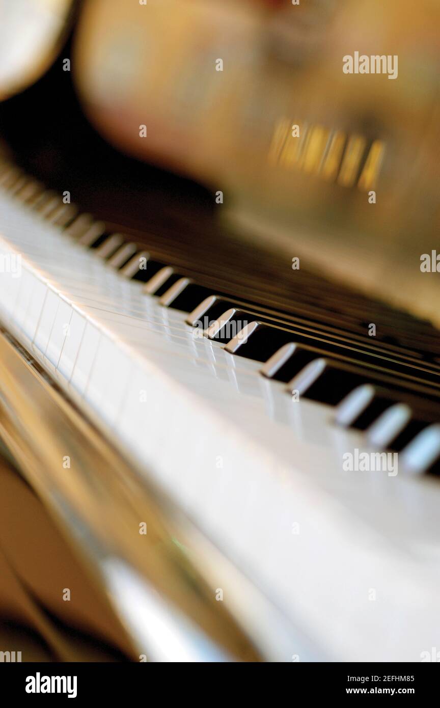 Piano keyboard, close-up Stock Photo - Alamy