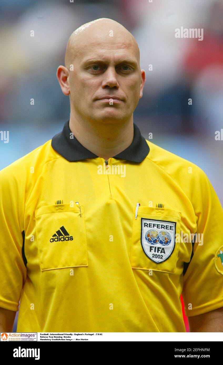 Referee Tom Henning Ovrebo High Resolution Stock Photography and Images ...