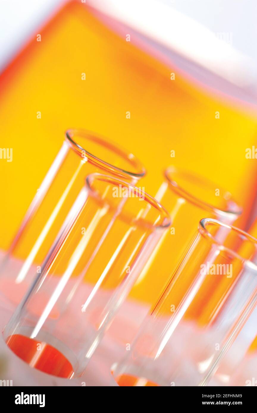 Four test tubes hi-res stock photography and images - Alamy