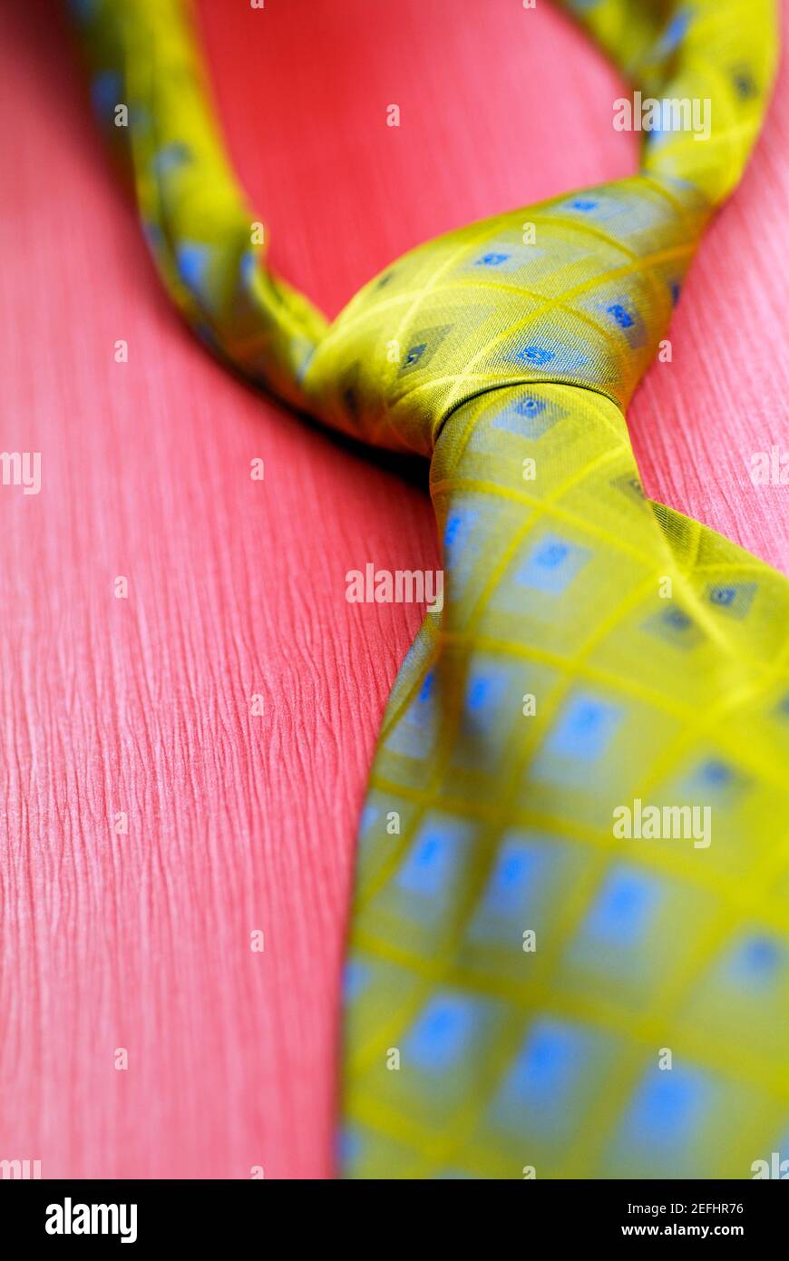 Checked tie hi-res stock photography and images - Alamy