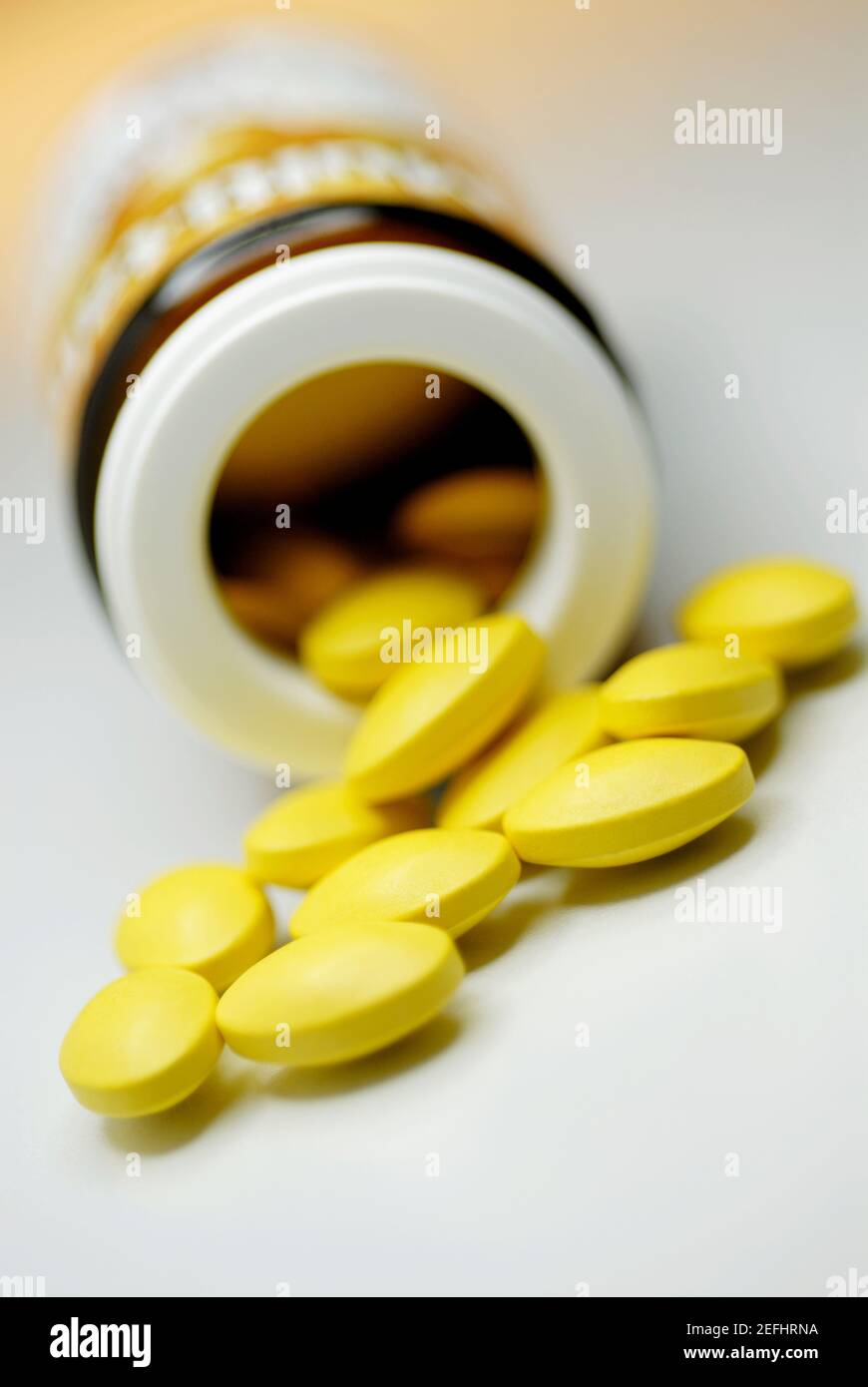 Spilt image hi-res stock photography and images - Alamy