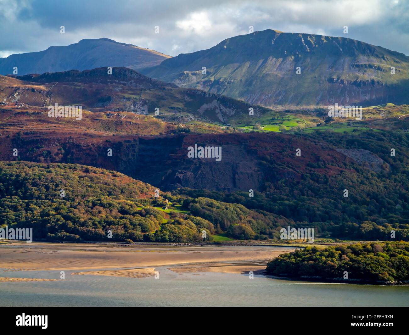 Mawddach estuary cadair idris hi-res stock photography and images - Alamy