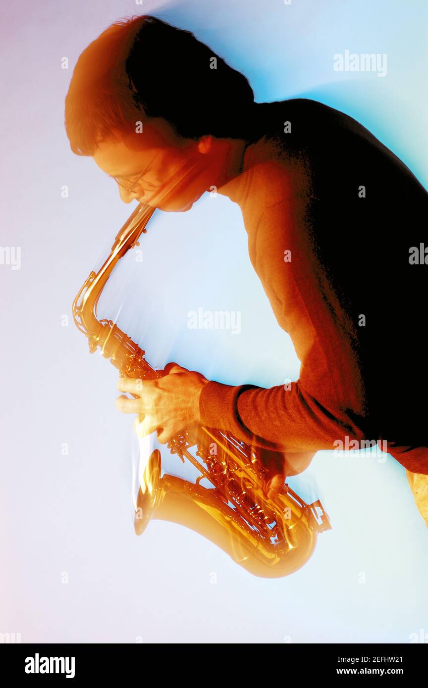 Saxophone profile hi-res stock photography and images - Alamy