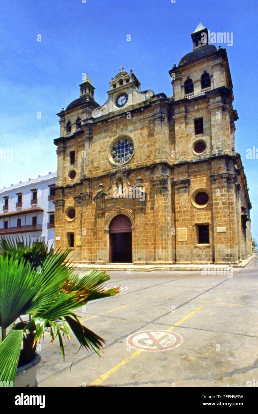 Structure circle hi-res stock photography and images - Alamy