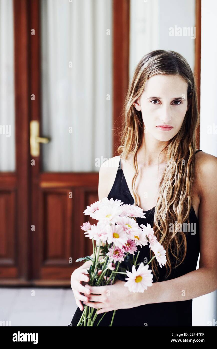 Bunch flowers door hi-res stock photography and images - Alamy