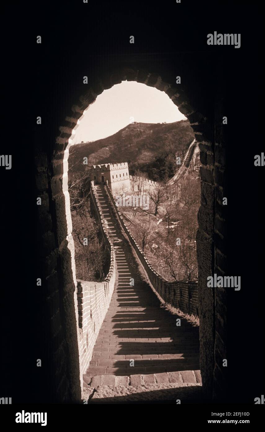 The great wall of china arch hi-res stock photography and images - Alamy