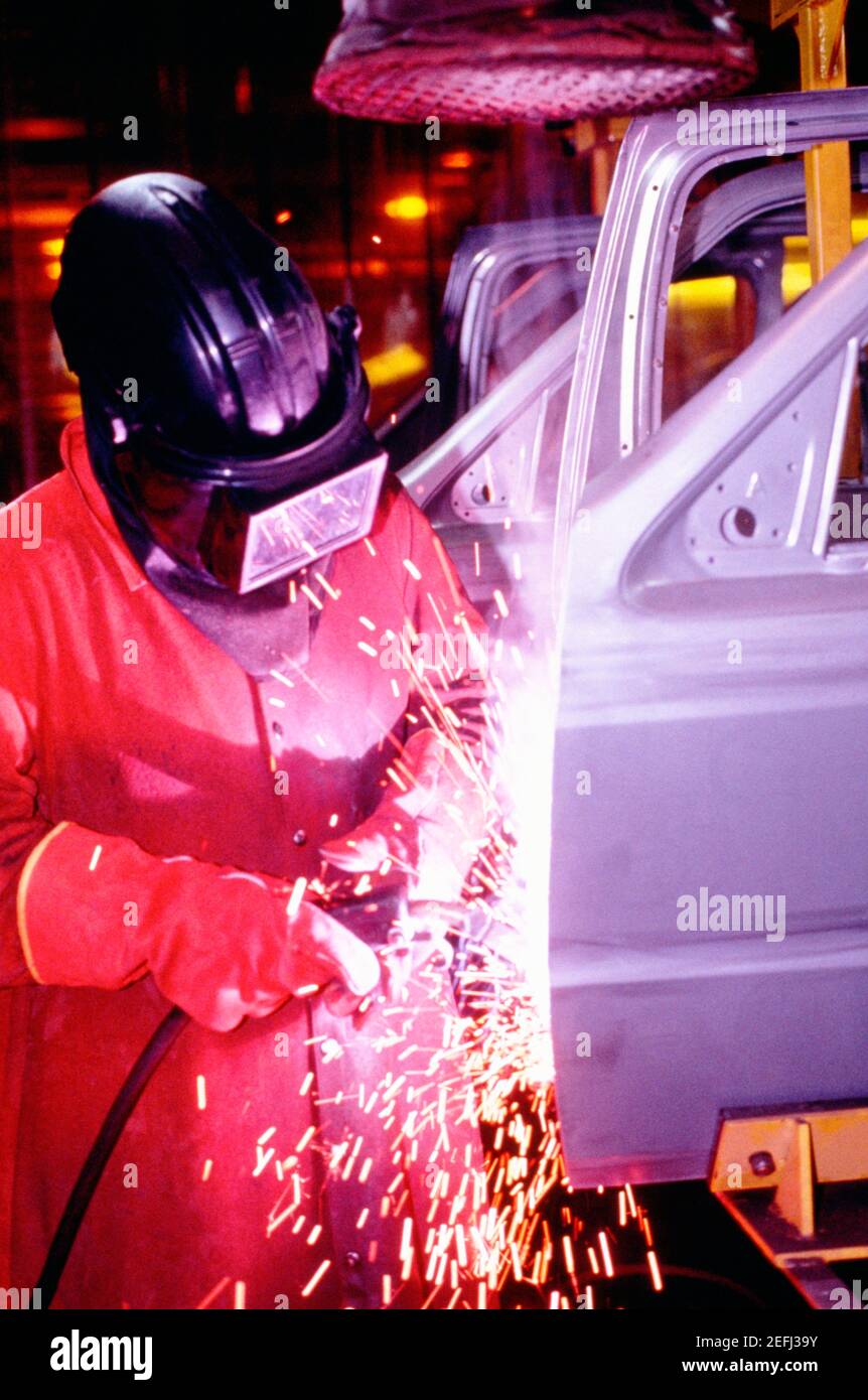 Car assembly line and safety hi-res stock photography and images - Alamy