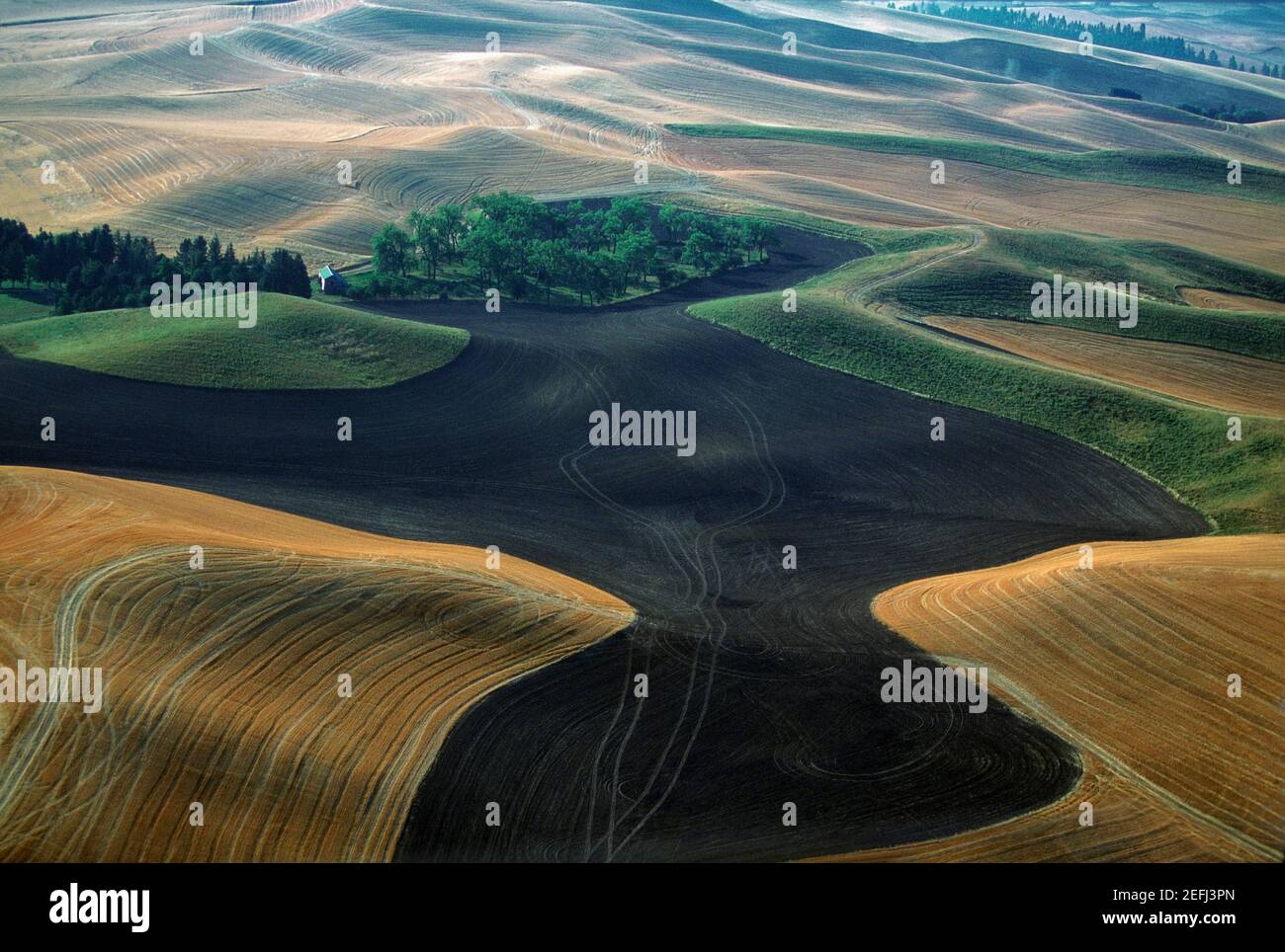 Contour ploughing hi-res stock photography and images - Alamy