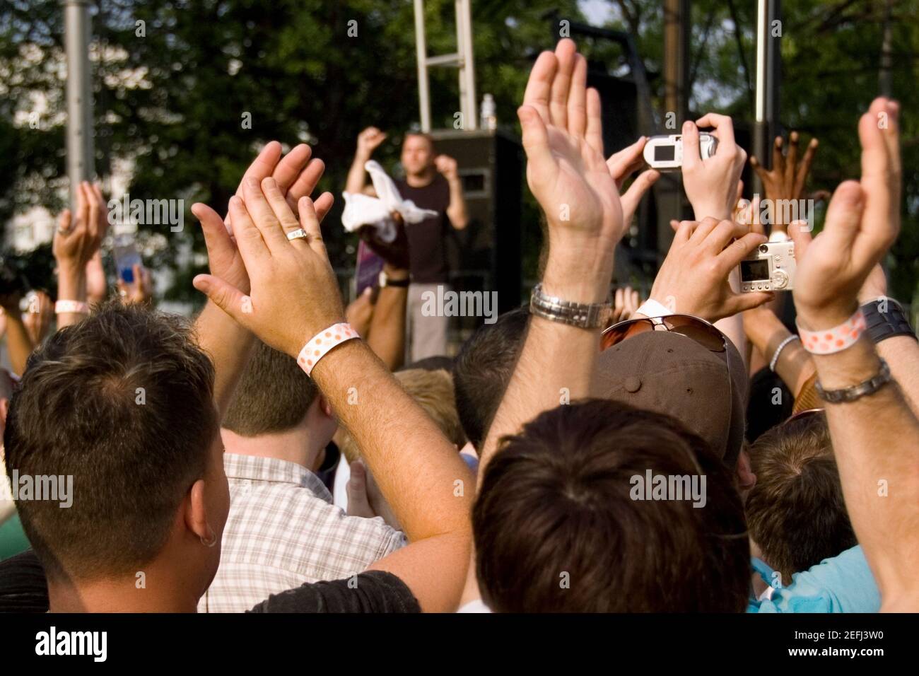 Group of people clapping, Washington DC, USA Stock Photo - Alamy