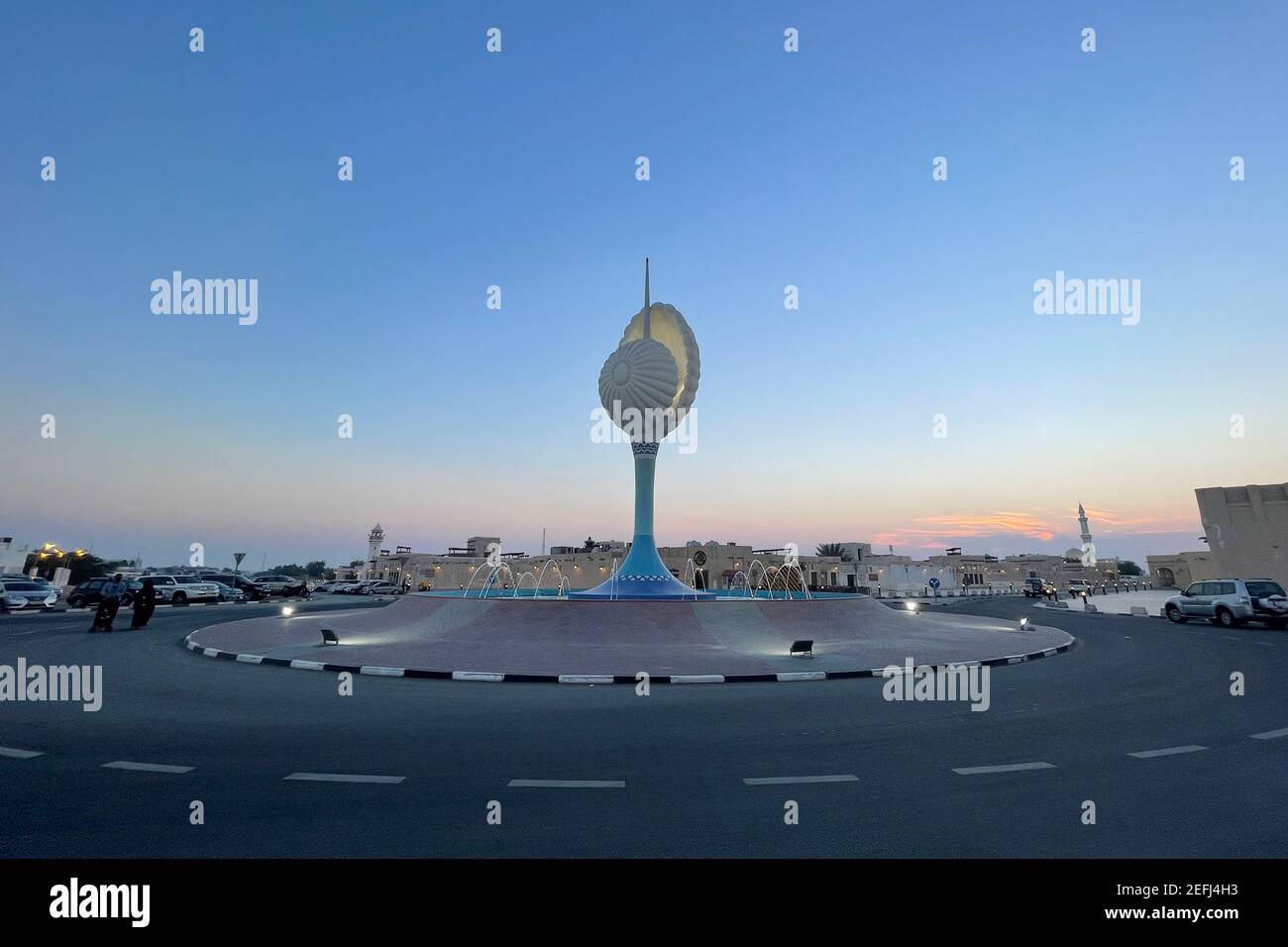 Souq Wakra Pearl Roundabout Stock Photo - Alamy