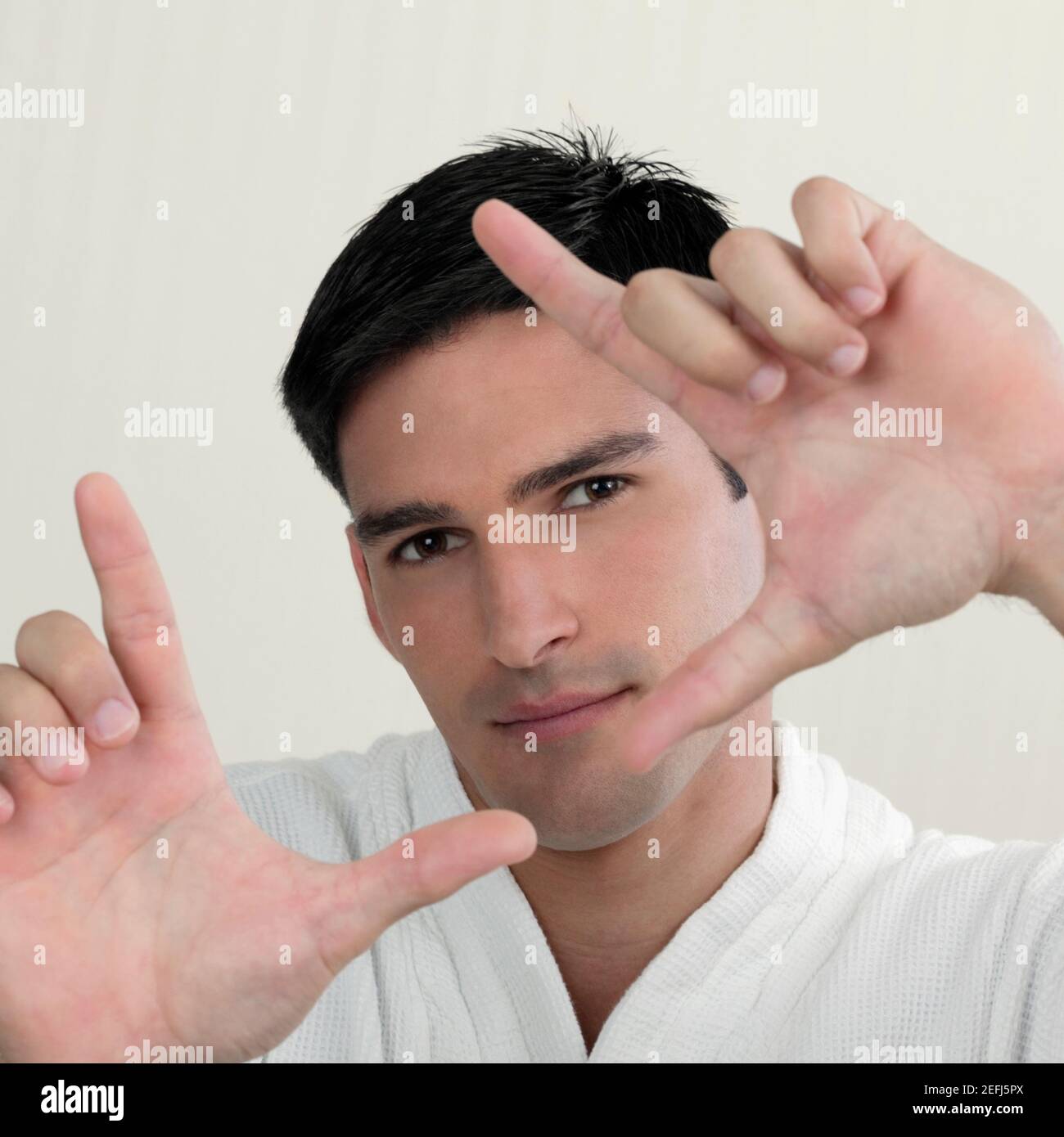 Self framing hi-res stock photography and images - Alamy