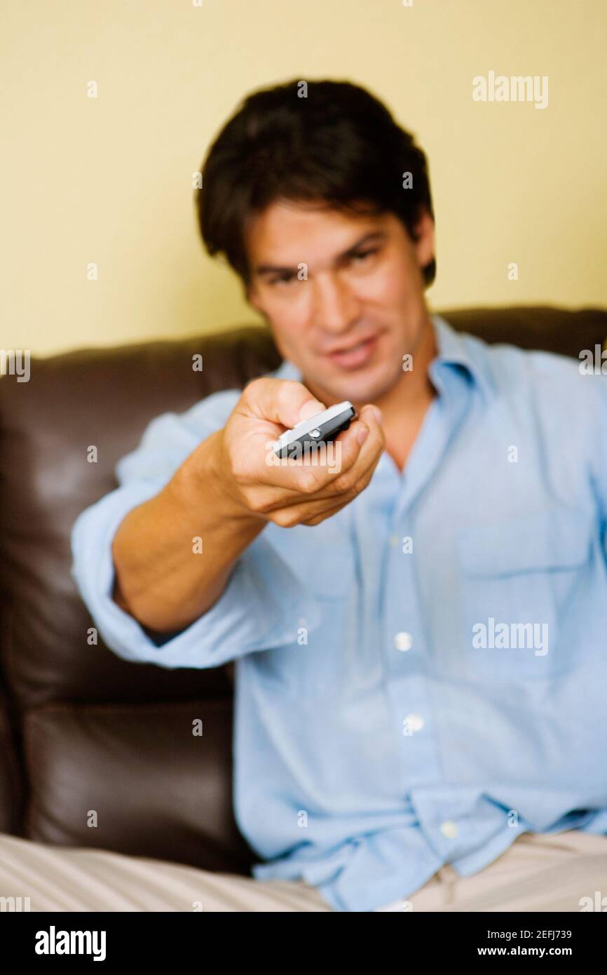 Pressing camera button photography hi-res stock photography and images ...