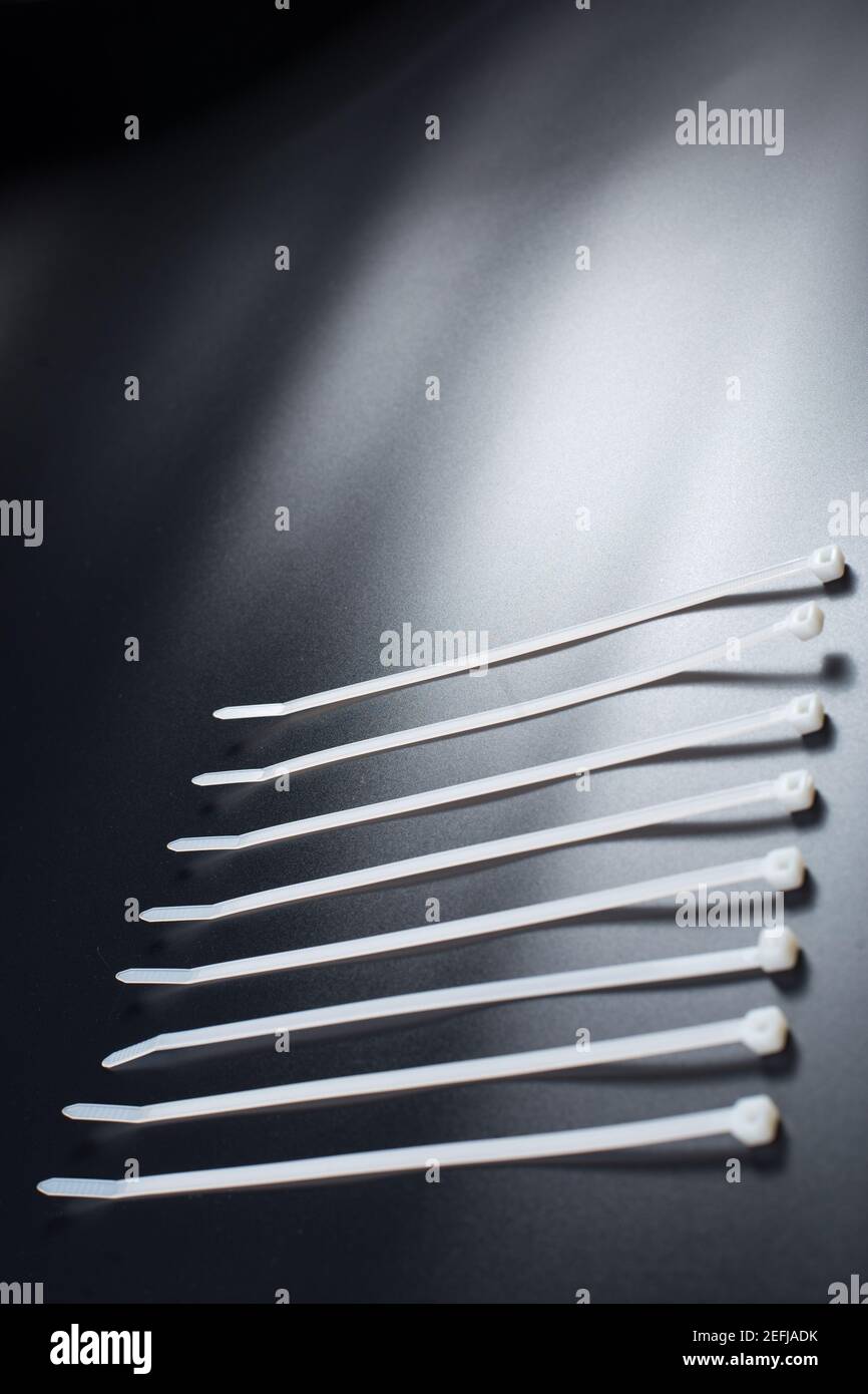 White cable ties hi-res stock photography and images - Alamy