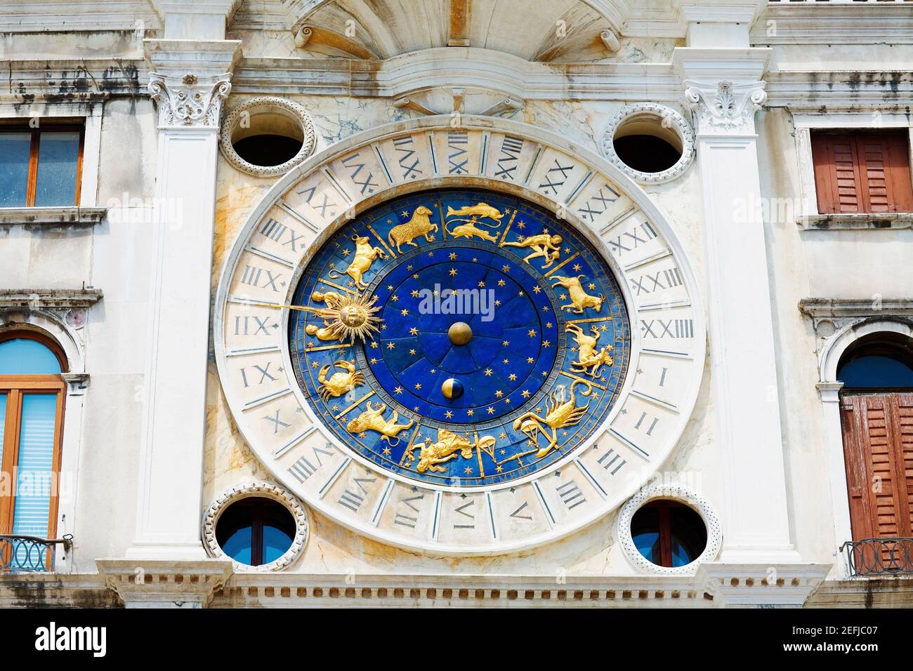 Venice astrological clock hi-res stock photography and images - Alamy