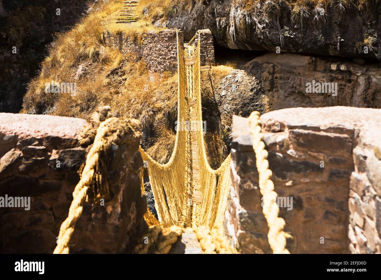 Rope bridge peru hi-res stock photography and images - Alamy