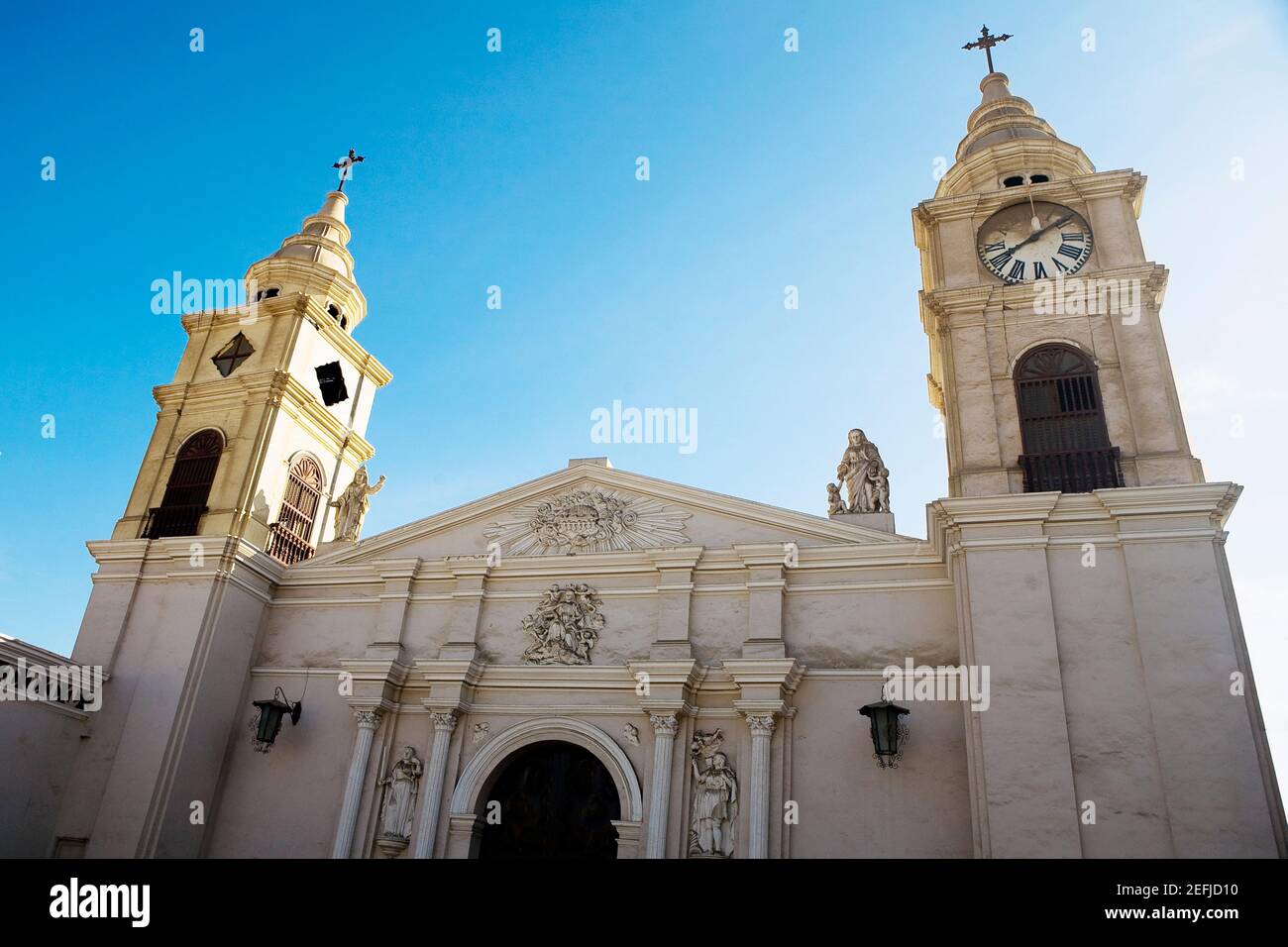 Ica peru architecture hi-res stock photography and images - Alamy