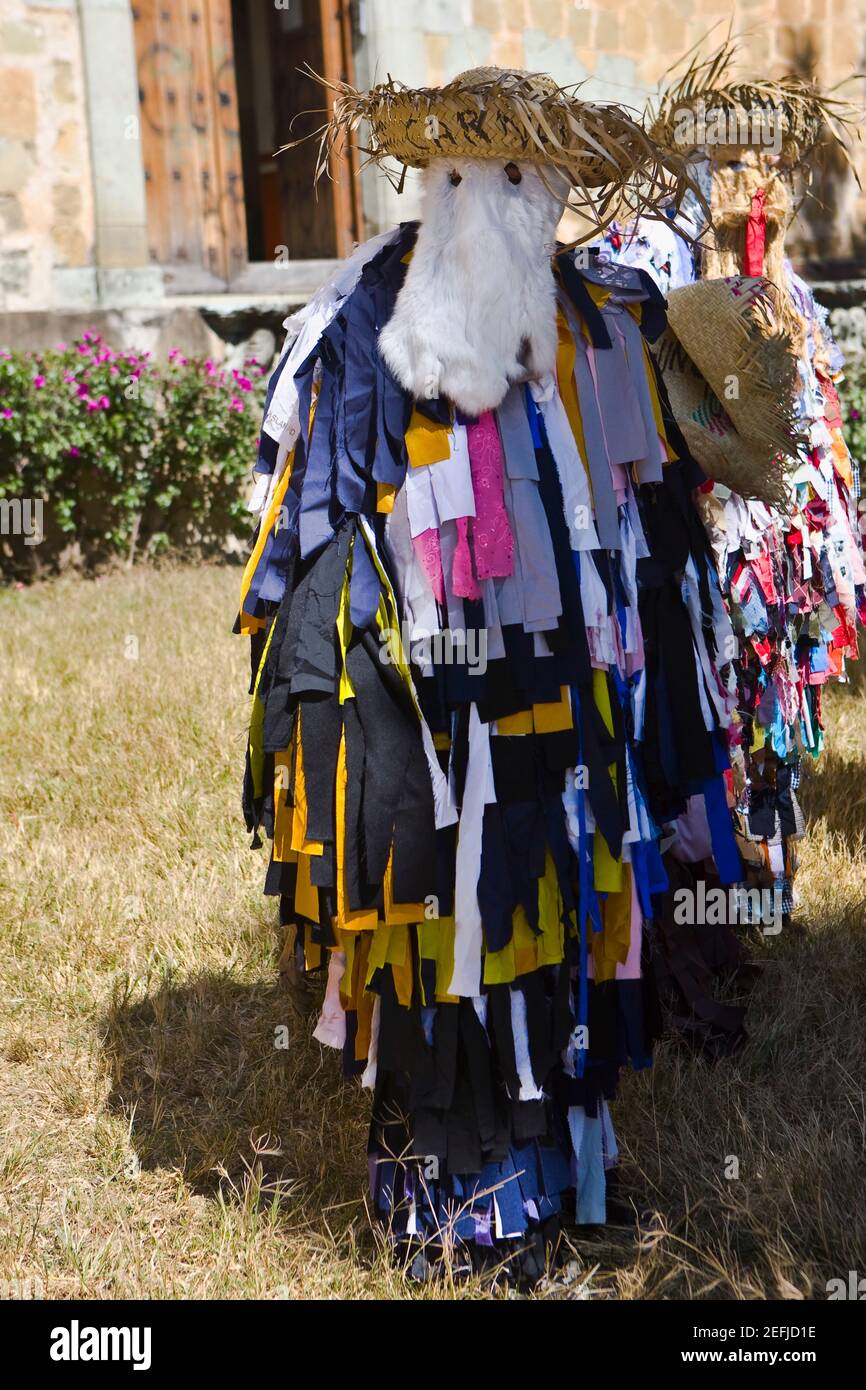 Dancer in traditional disguise hi-res stock photography and images - Alamy