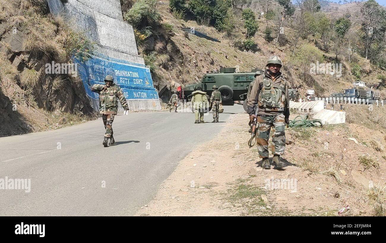 India bomb squad hi-res stock photography and images - Alamy