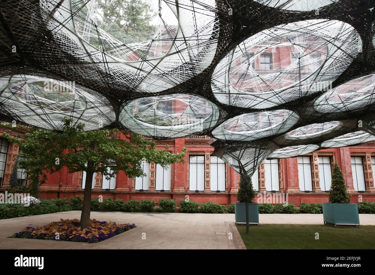 V&A reveals new garden installation created by robots. Called Elytra ...