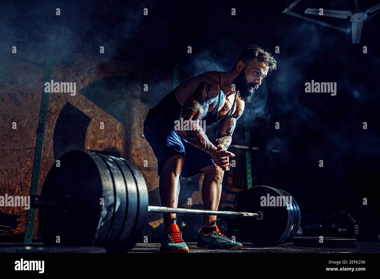 Man Dead Lift High Resolution Stock Photography and Images - Alamy