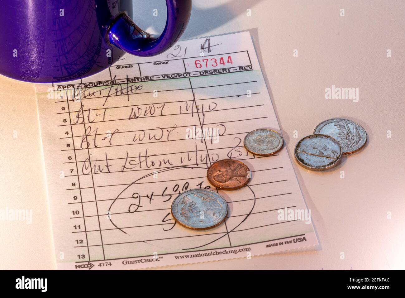 Bill counter restaurant hi-res stock photography and images - Alamy