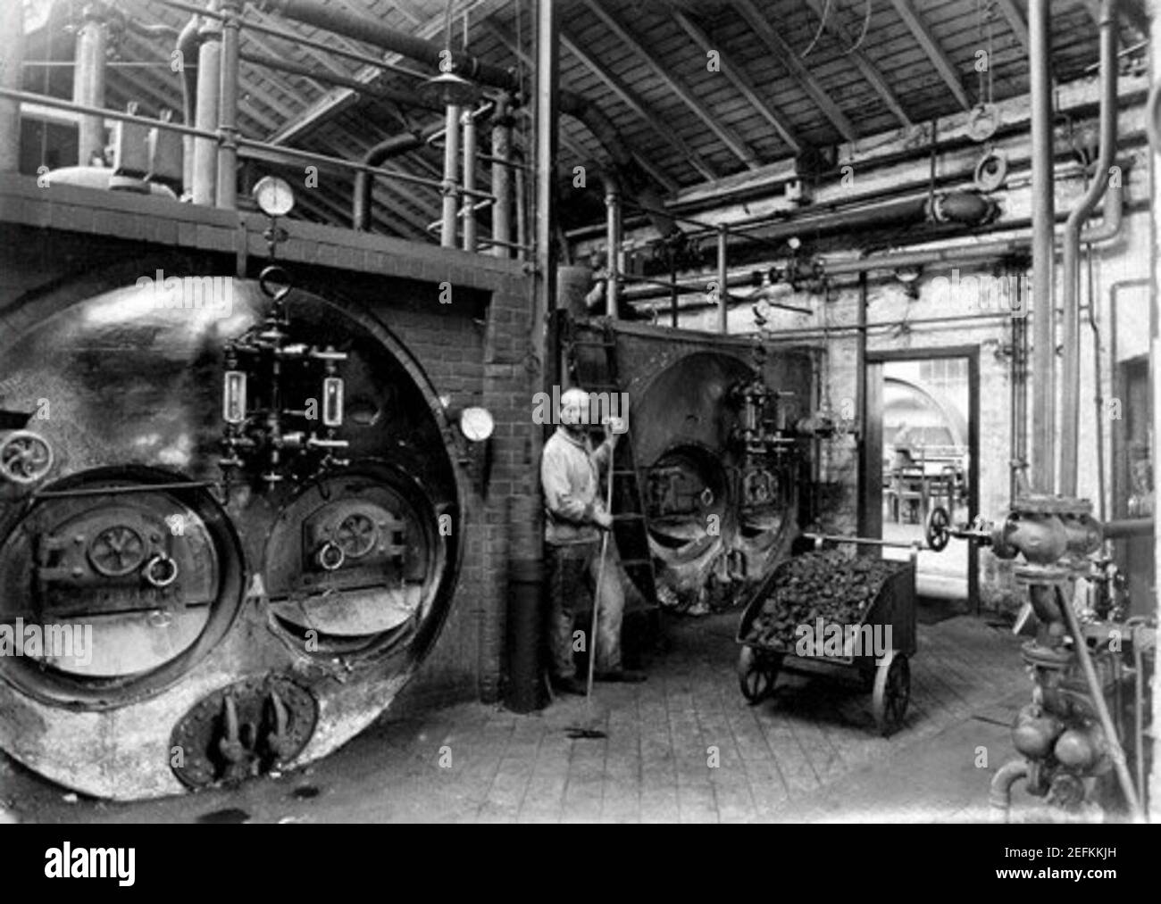 Dampfkessel hi-res stock photography and images - Alamy