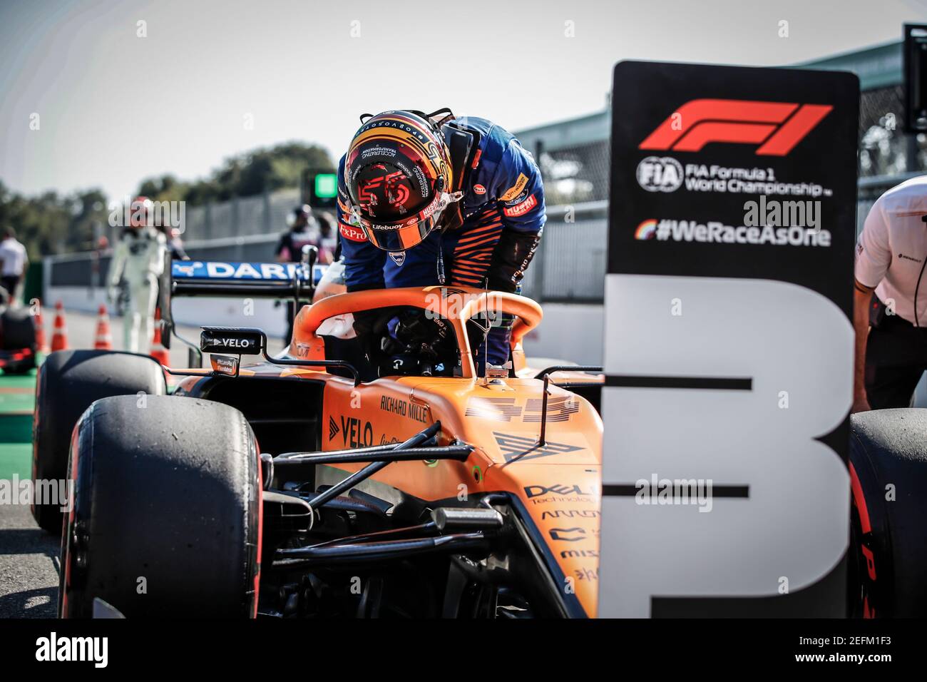 55 SAINZ Carlos (spa), McLaren Renault F1 MCL35, action during the Formula 1 Gran Premio ...