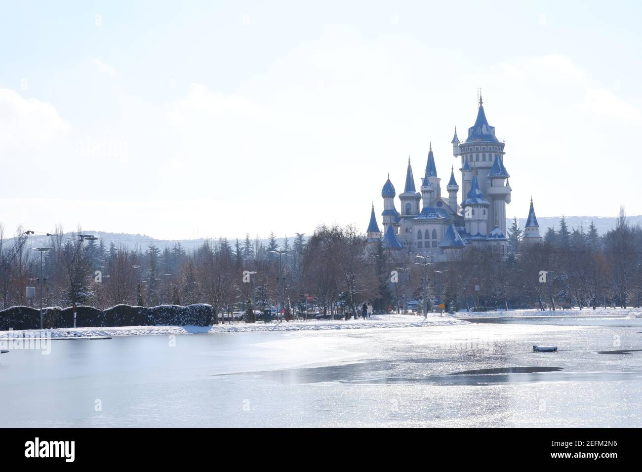 Old castle frozen lake hi-res stock photography and images - Alamy