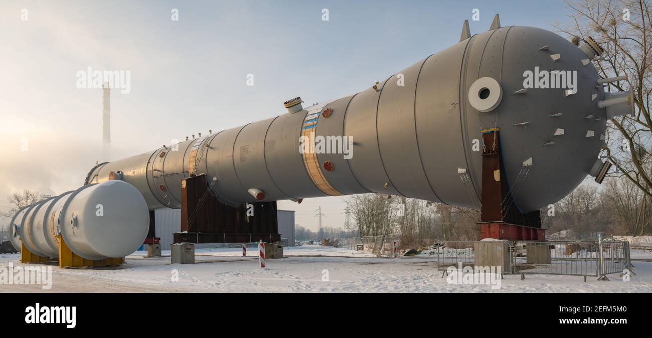 Reactor for the production of polypropylene in a newly built chemical ...
