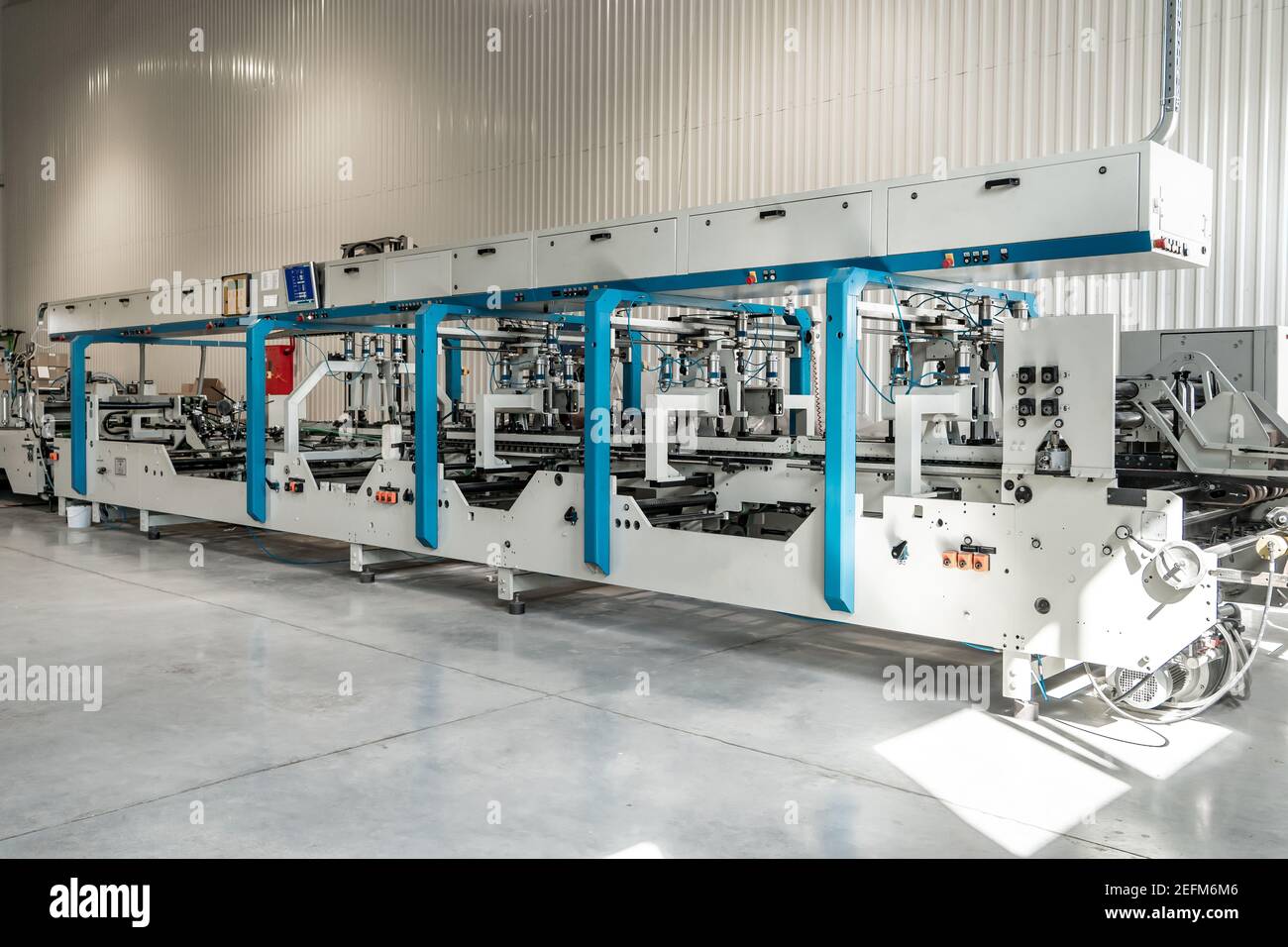 Cardboard Recycle Machine High Resolution Stock Photography and Images ...