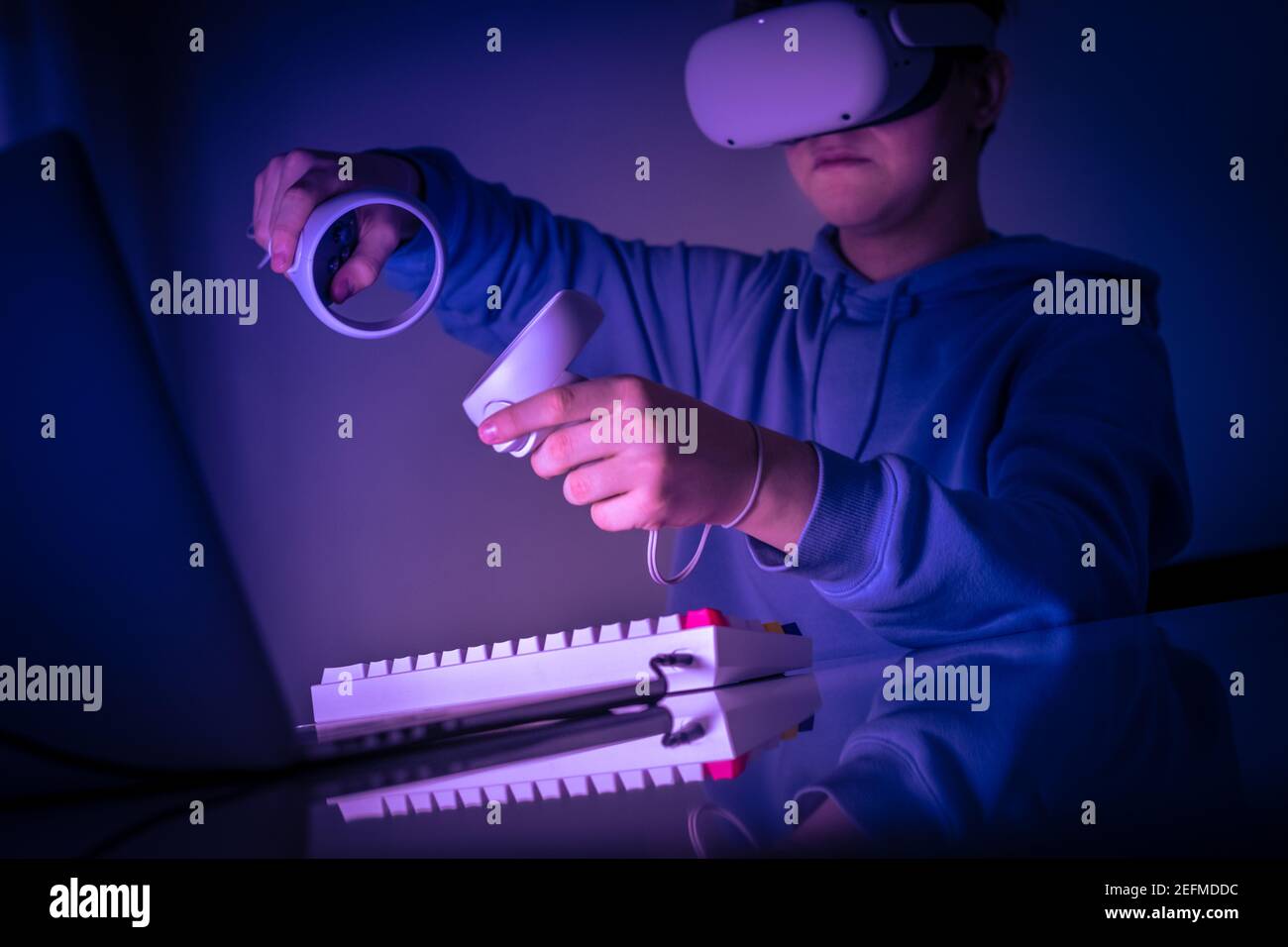 Immersive media viewer hi-res stock photography and images - Alamy