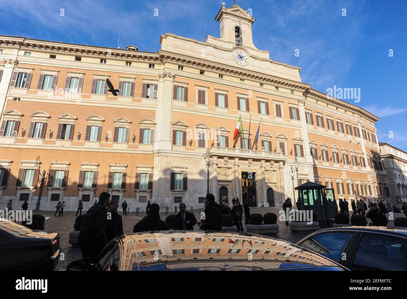 Italian house facade hi-res stock photography and images - Alamy