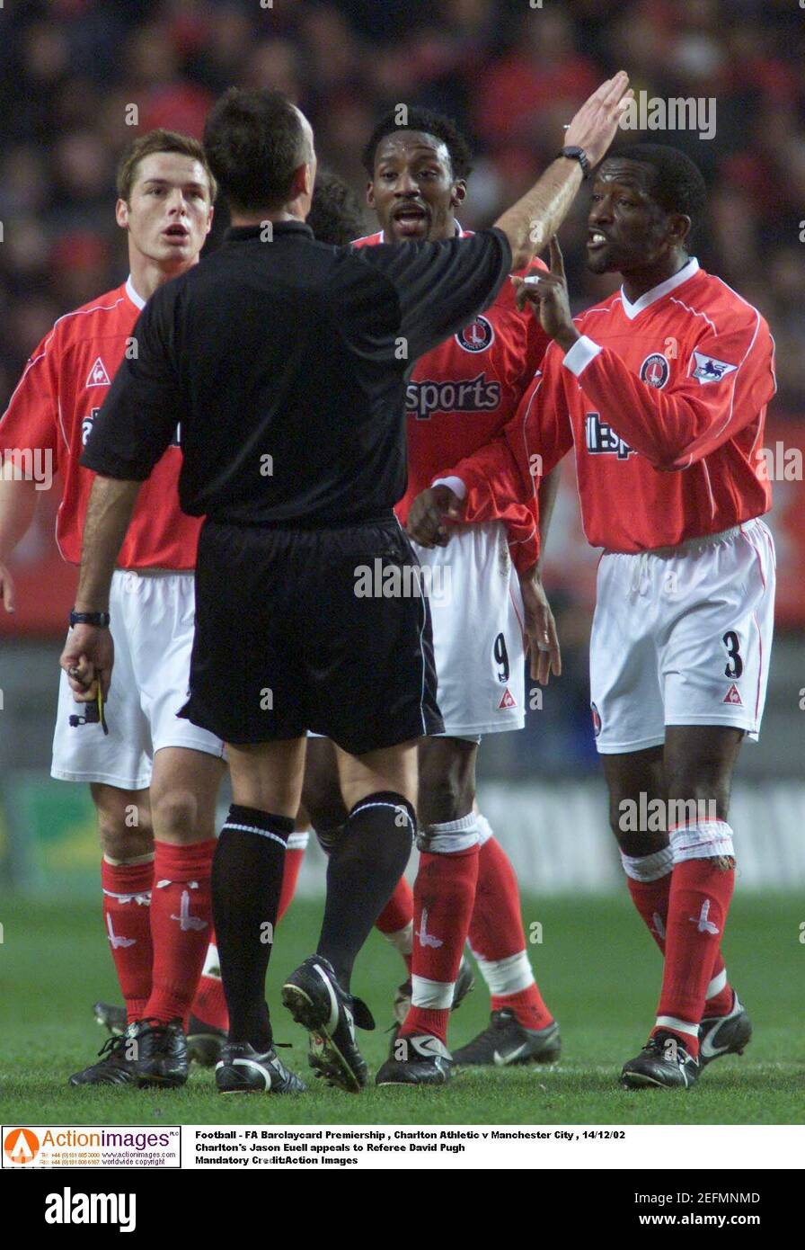 Charlton v manchester city hi-res stock photography and images - Alamy