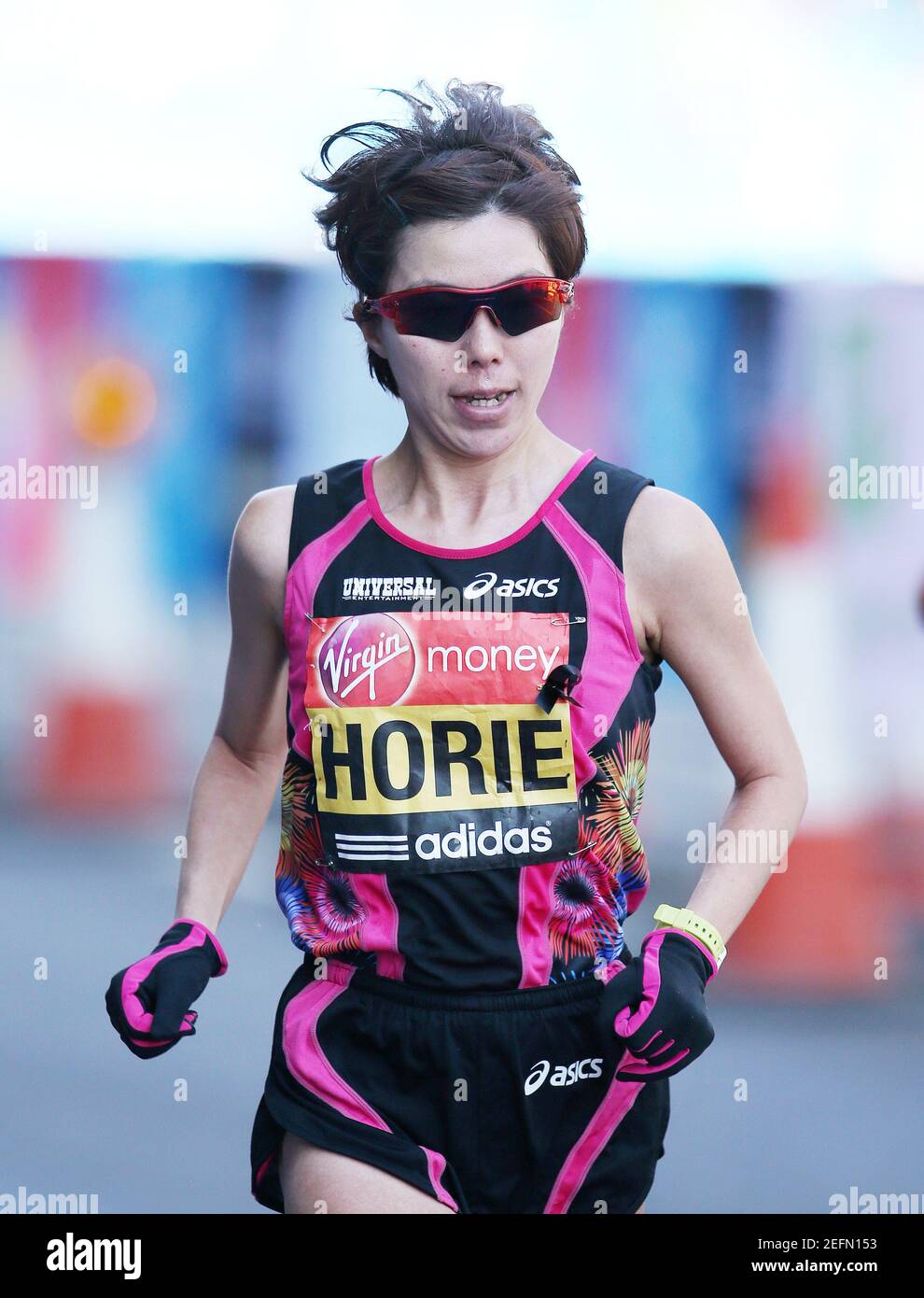 Athletics 2013 virgin london marathon london hi-res stock photography ...