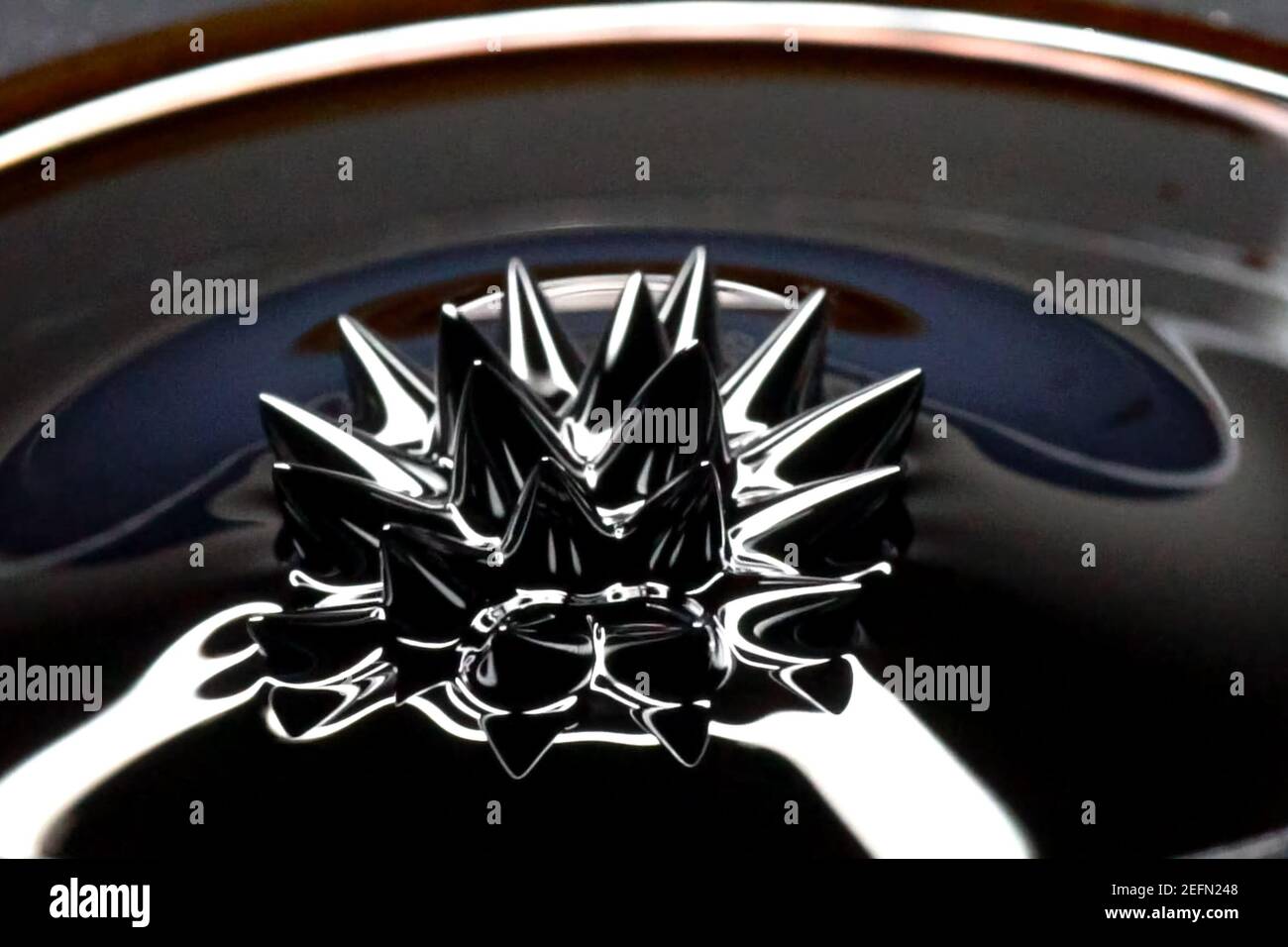 Magnetic liquids hi-res stock photography and images - Alamy