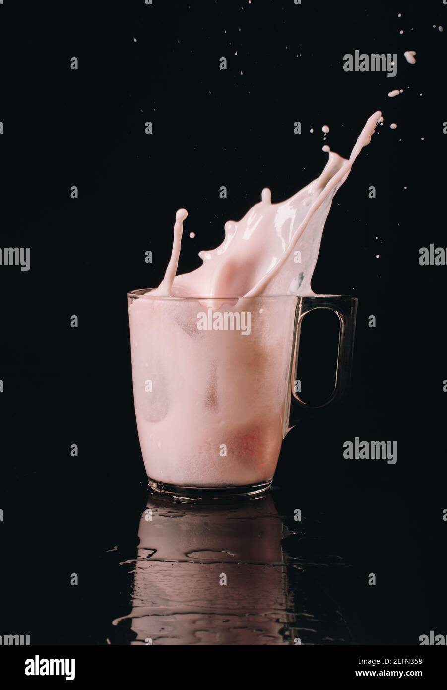 Smoothie explosion hi-res stock photography and images - Alamy