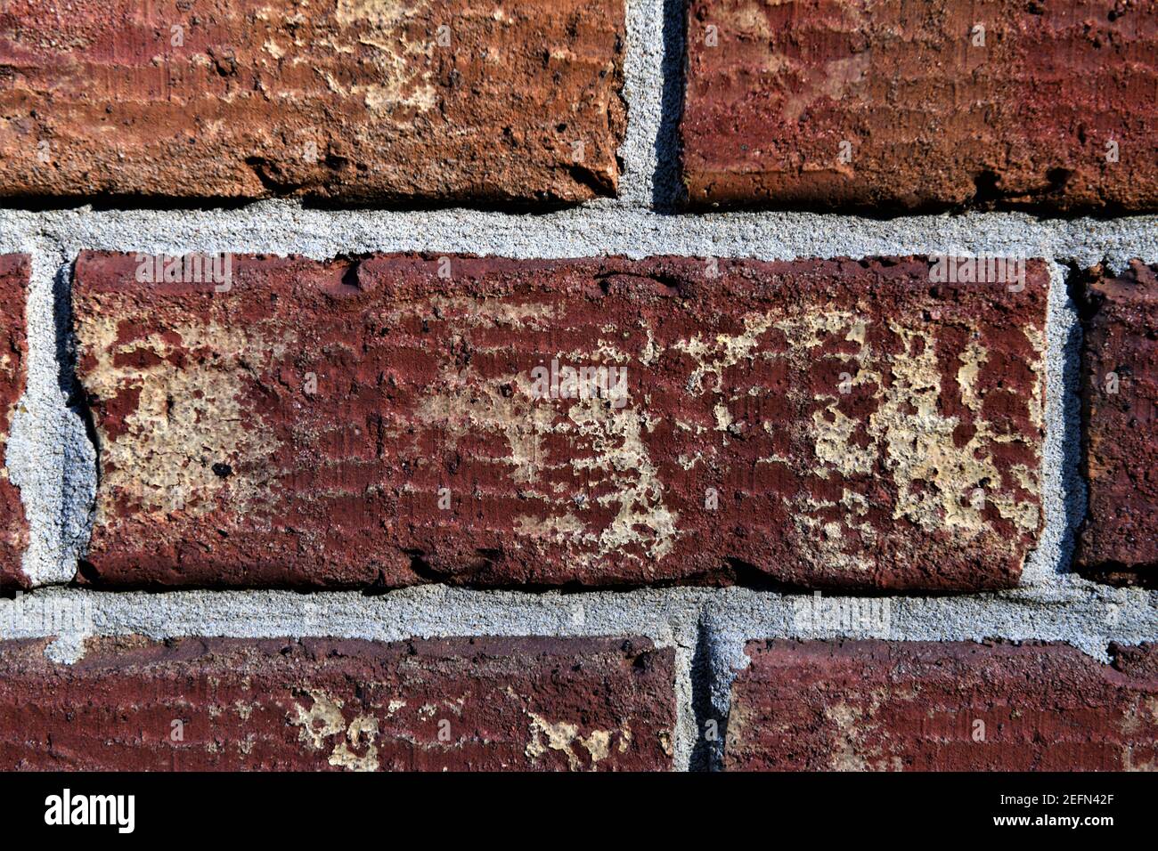 Wavy brick wall hi-res stock photography and images - Alamy
