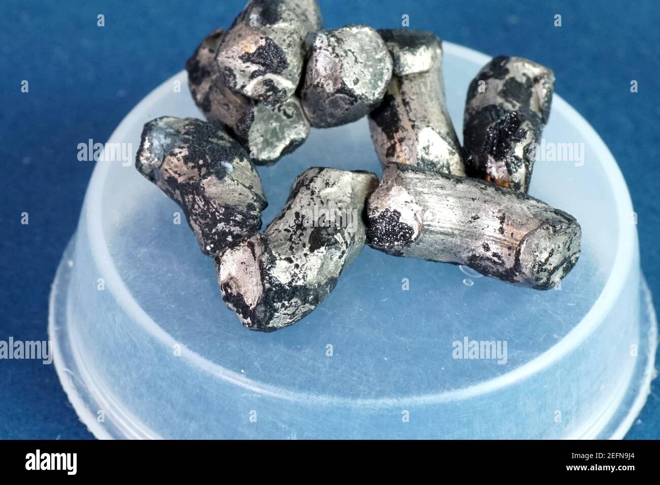 Pieces of tin metal. Pure metal in pieces in the laboratory Stock Photo ...