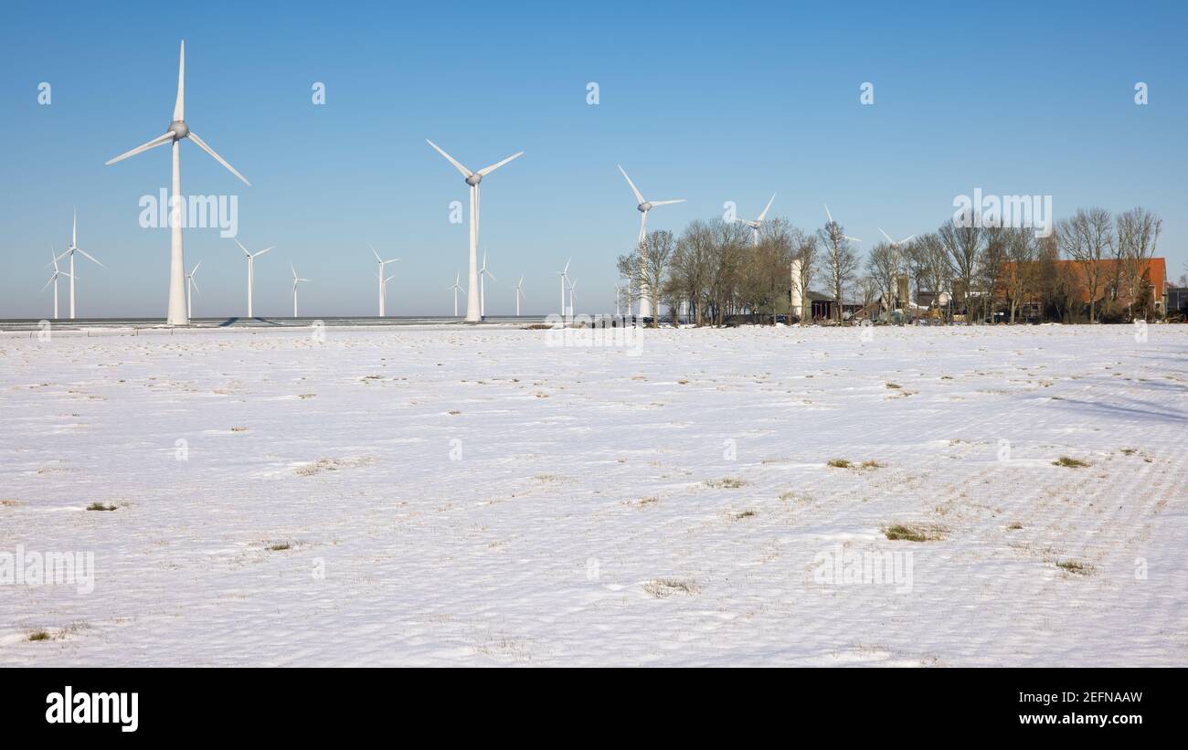 Farmhouse wind turbine hi-res stock photography and images - Alamy