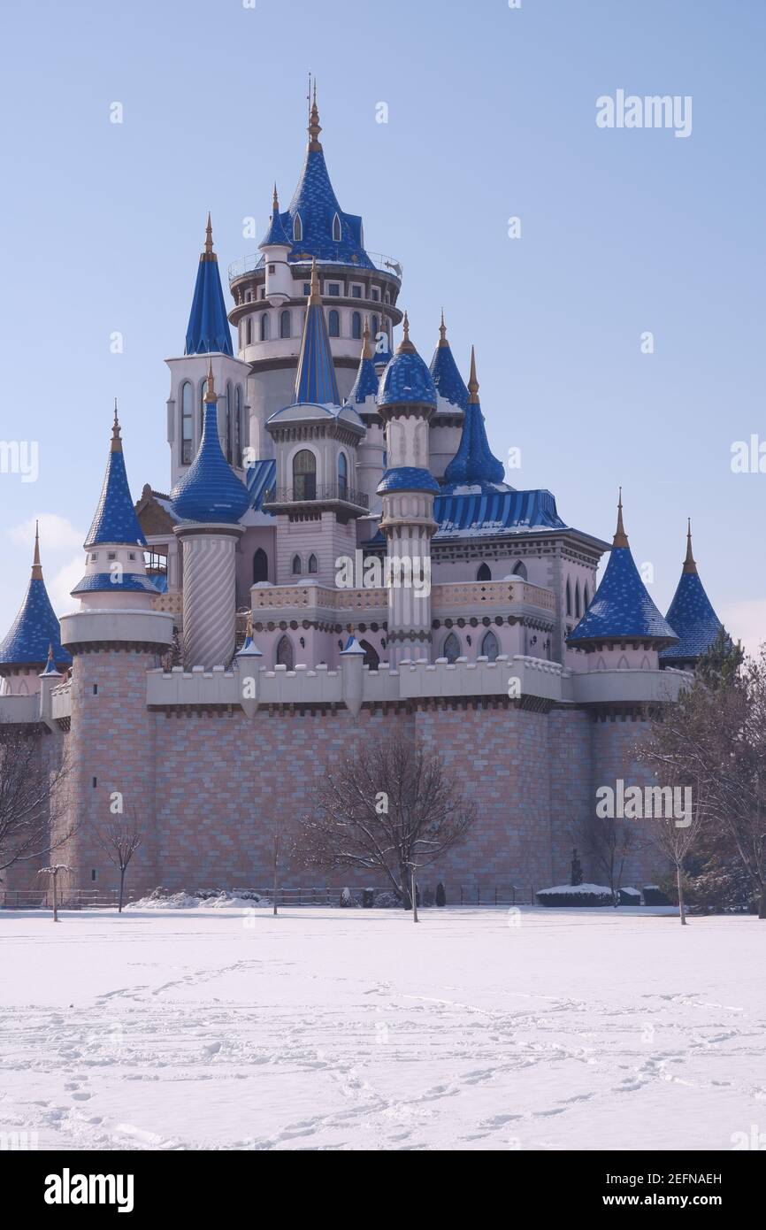 Disney frozen castle hi-res stock photography and images - Alamy