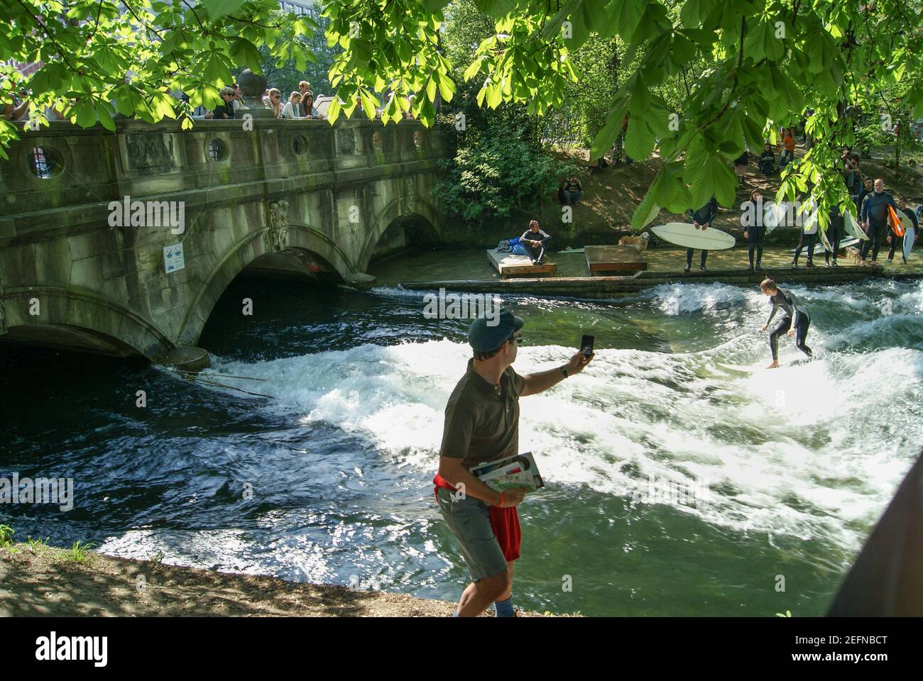 Eisbach river surfing munich hi-res stock photography and images - Alamy