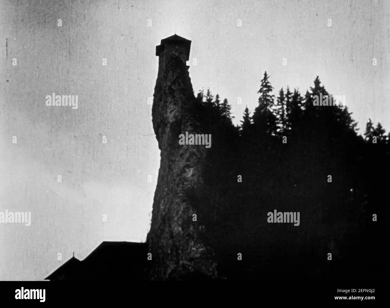 A scene from the (C)Film Arts Guild film : Nosferatu (1922). Plot ...