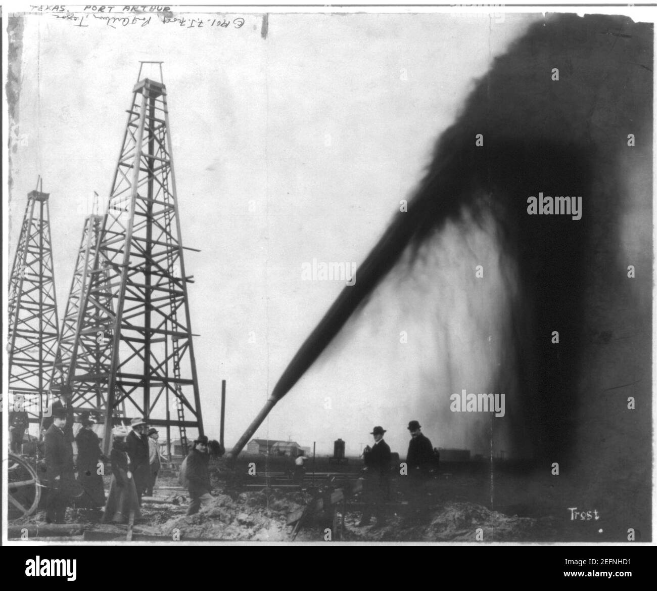 Oil gusher hi-res stock photography and images - Alamy