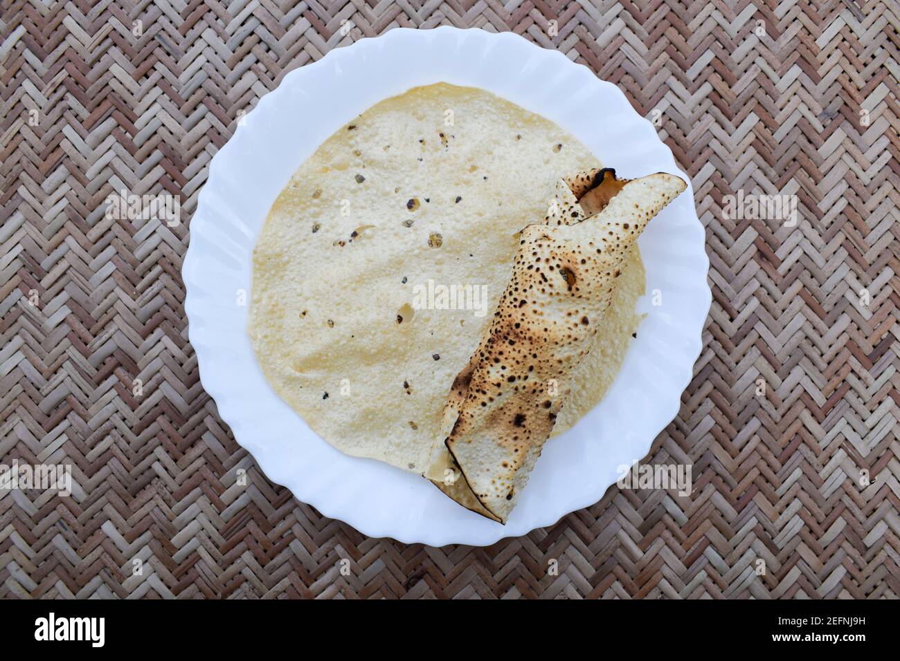 Masala papad hi-res stock photography and images - Alamy